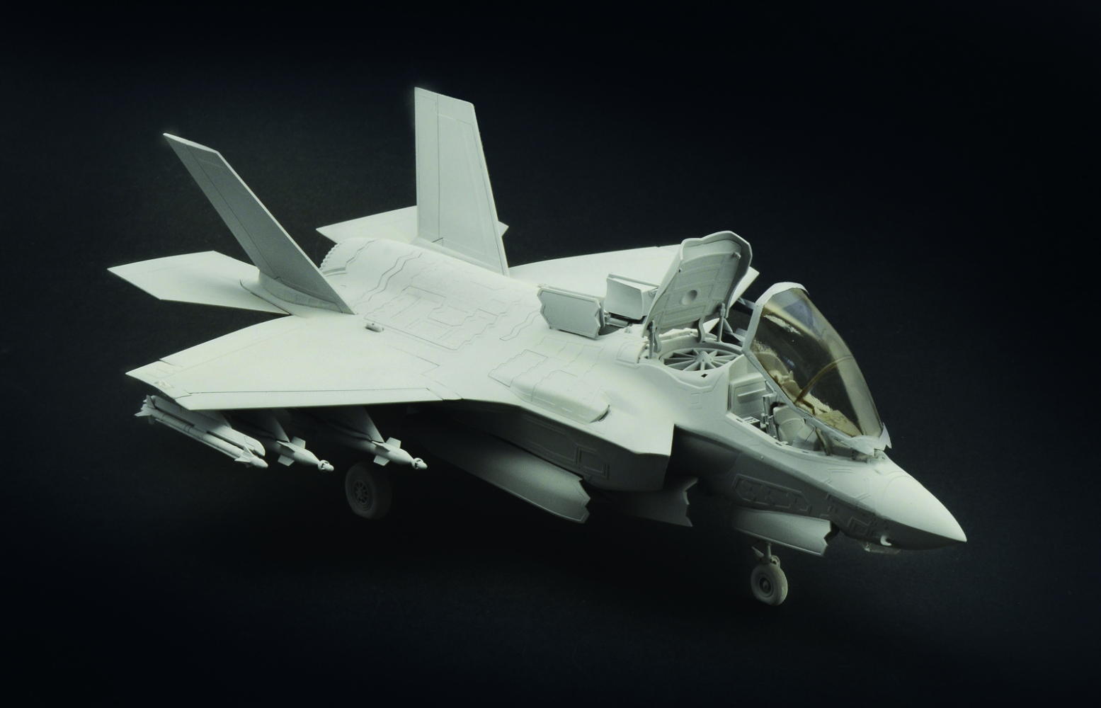 F-35B LIGHTNING II - Models & Hobbies 4 U