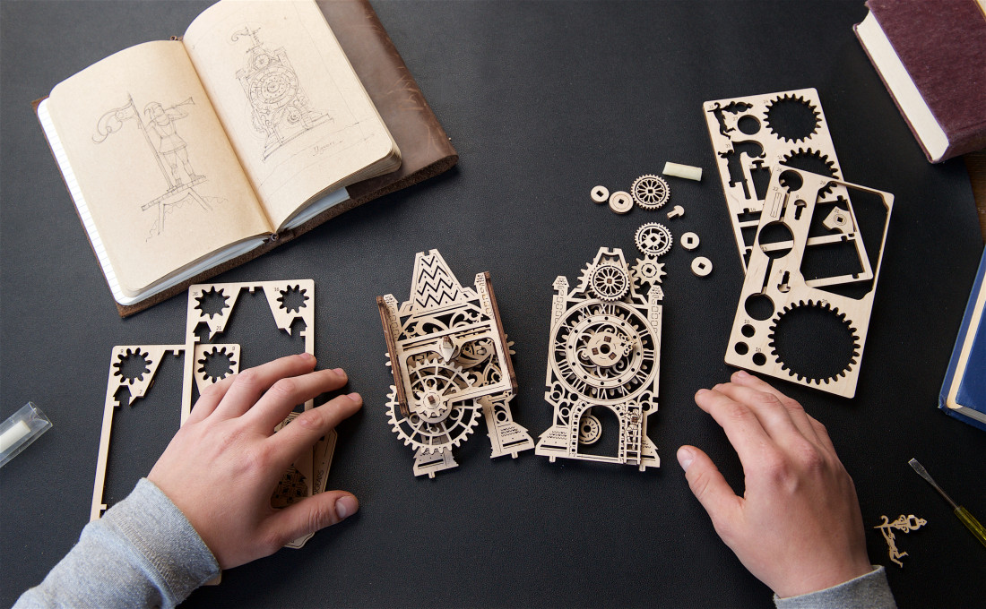 Old Clock Tower - Models & Hobbies 4 U