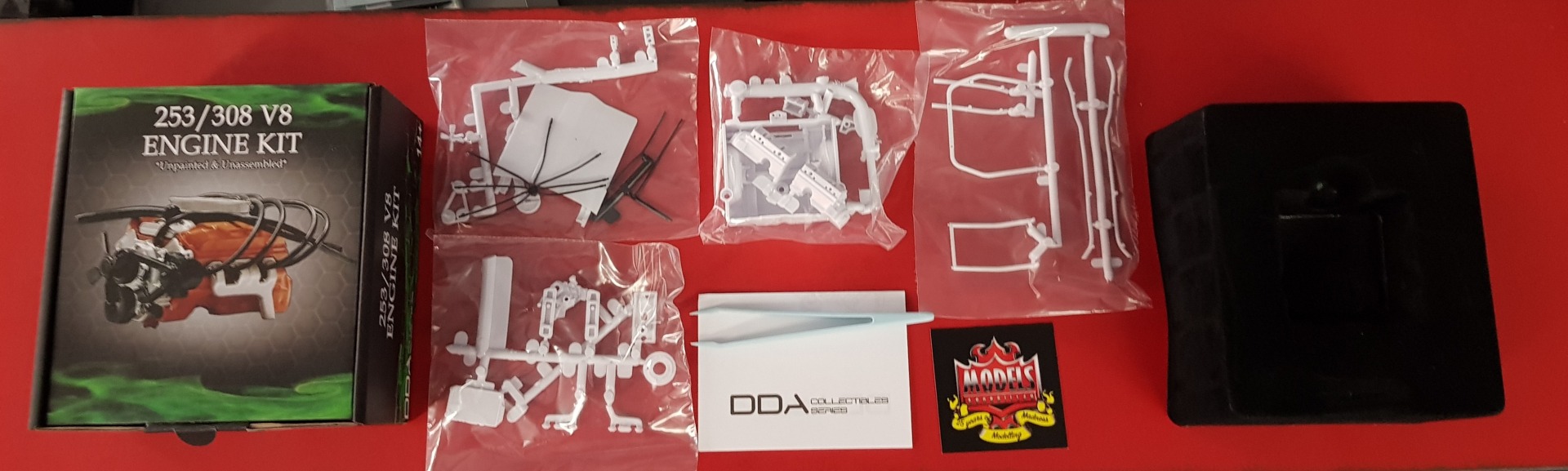 DDA 1/24 Holden LC/LJ 253/308 V8 Engine Model Kit - Models & Hobbies 4 U