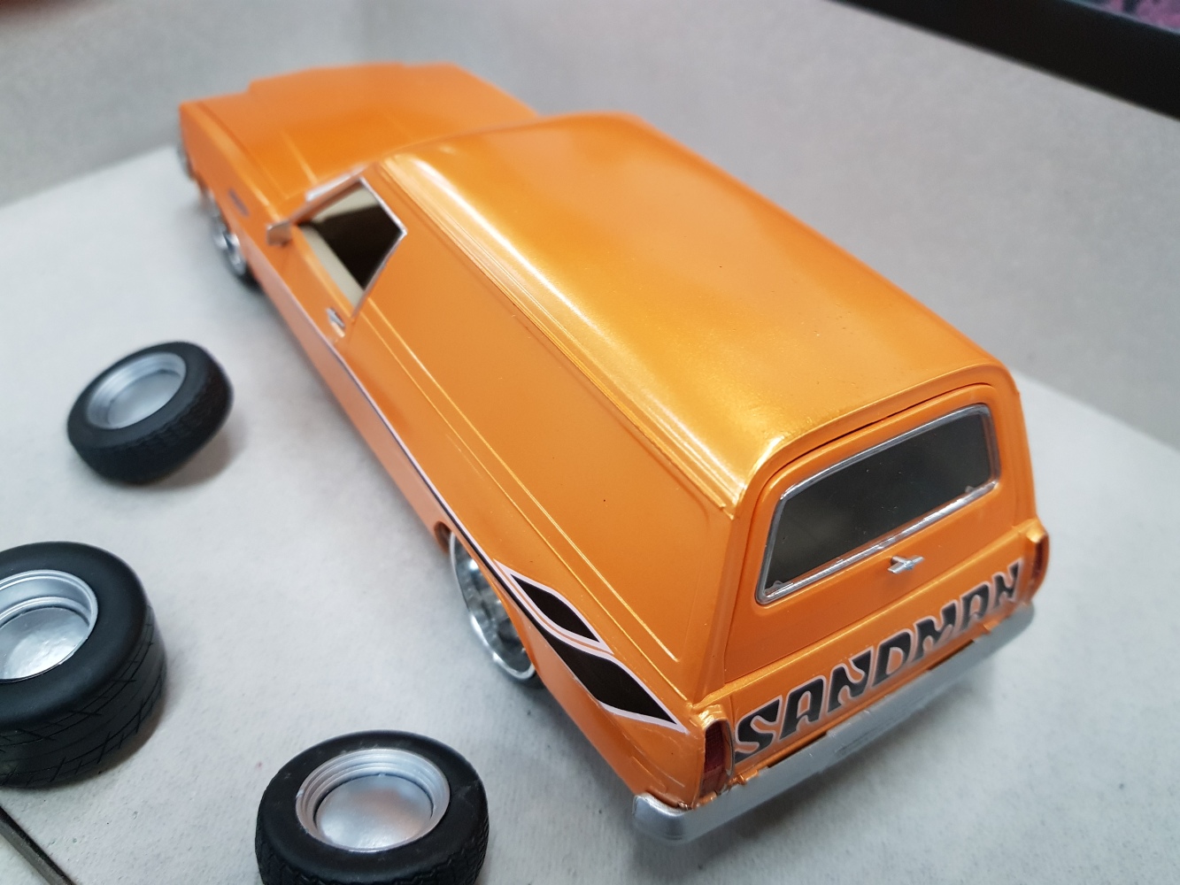 Sandman Decals Black & White - Models & Hobbies 4 U